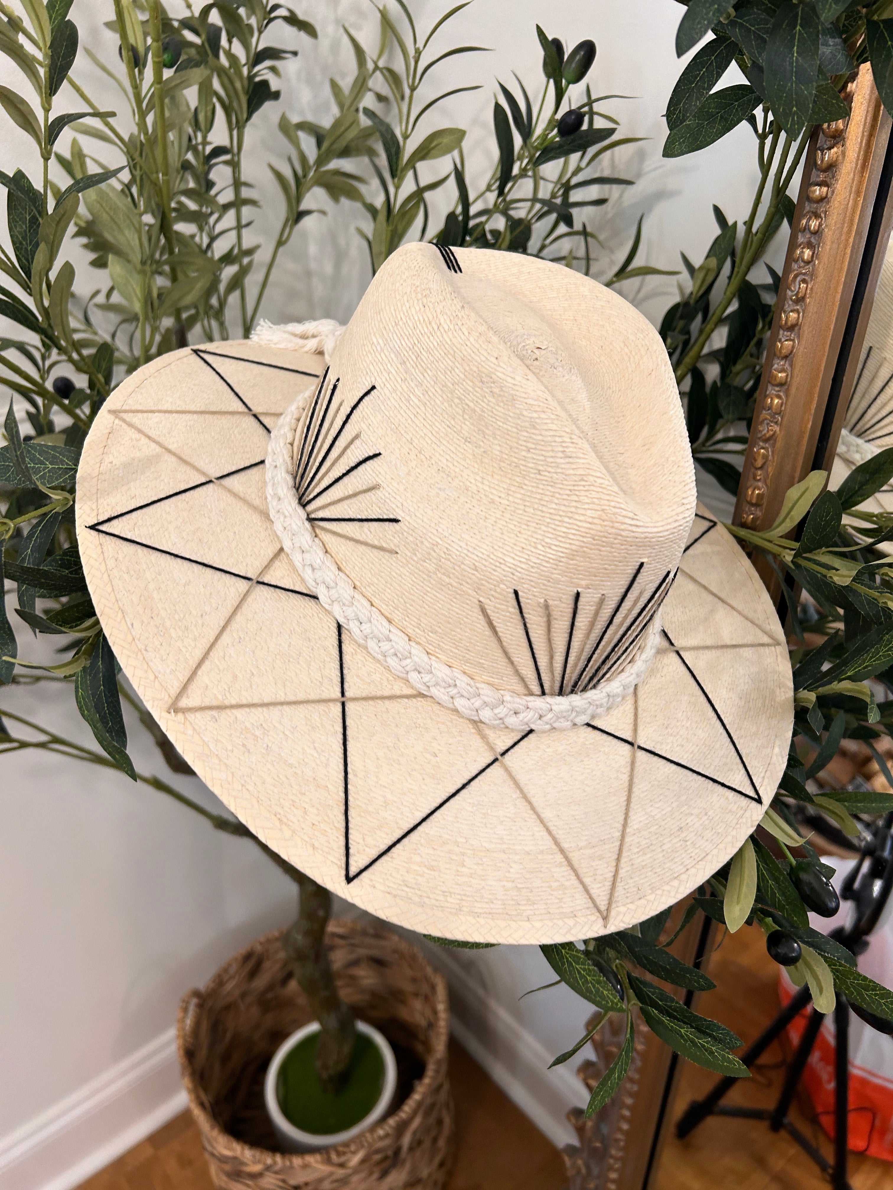 Tipsy Threads | The Azure Agave - Cream – Ivy Lee Boutique